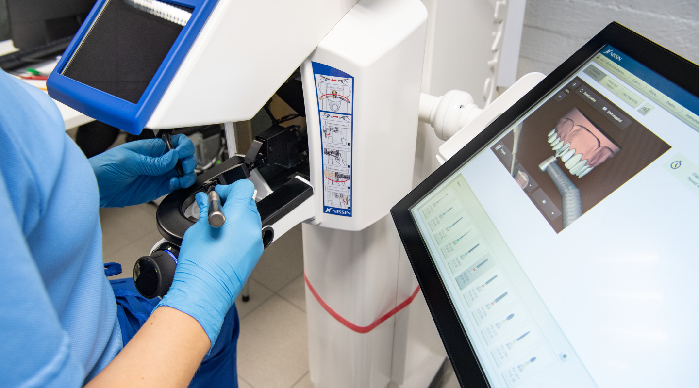 Transforming Dental Education with VR Haptics – Tug Of Web